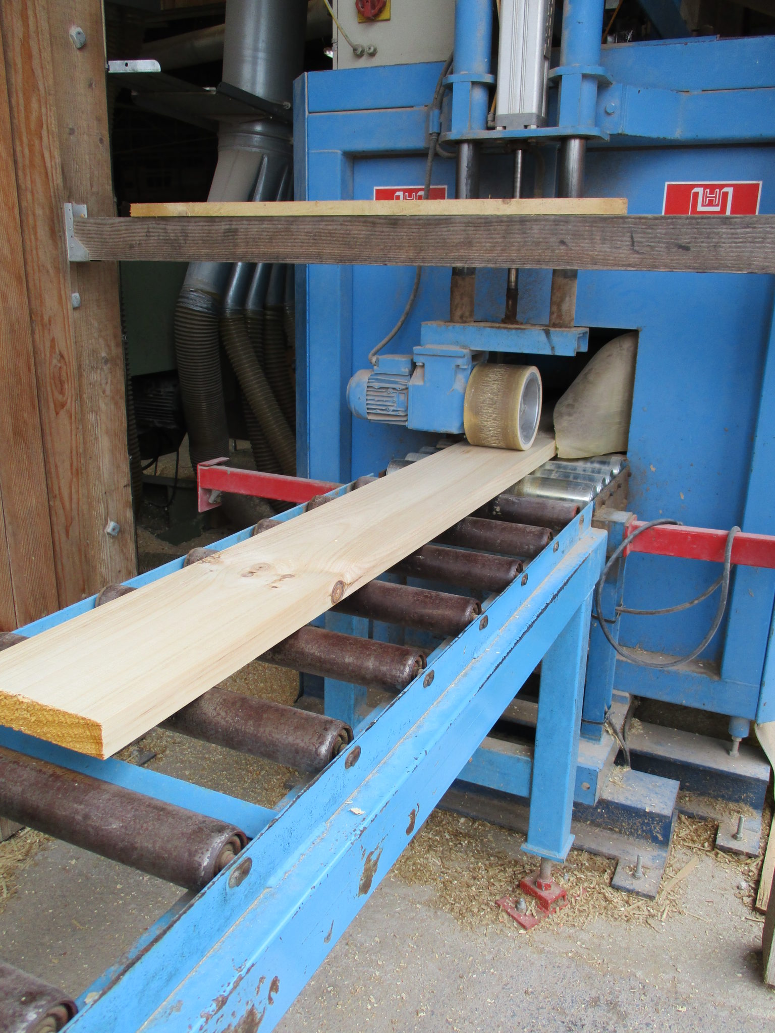 Rabotage du bois : une esthétique parfaite des produits de menuiserie ...