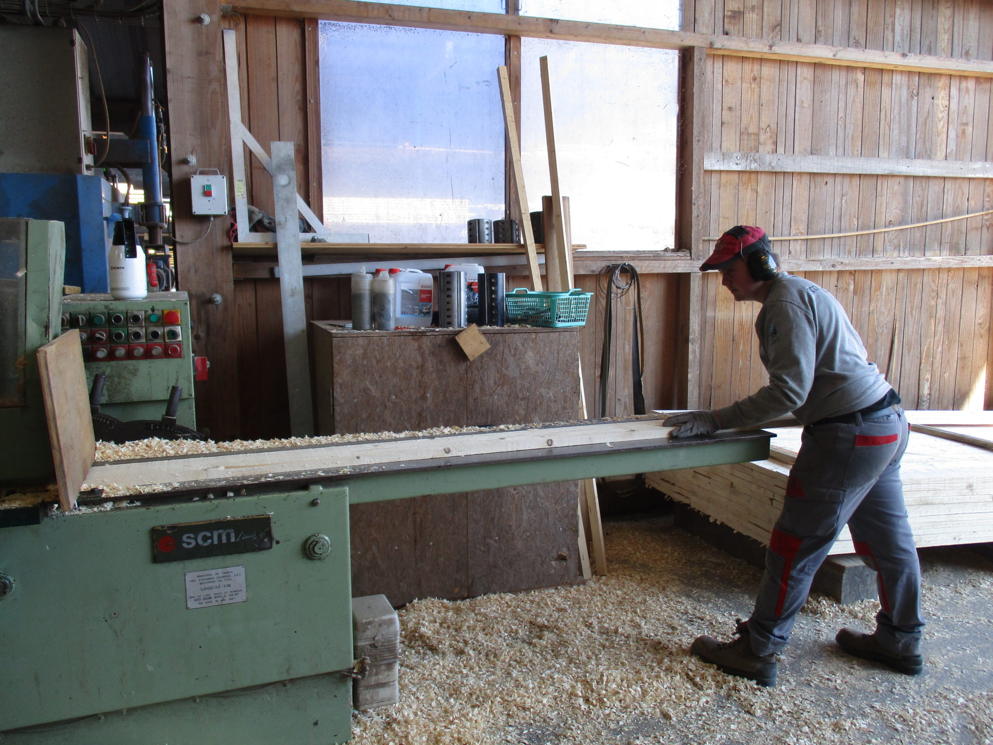 Rabotage du bois : une esthétique parfaite des produits de menuiserie ...